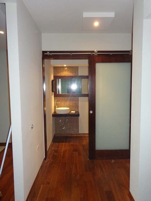 Puertas al Estilo Establo / Barn doors - Puertas y Ventanas de Madera ...