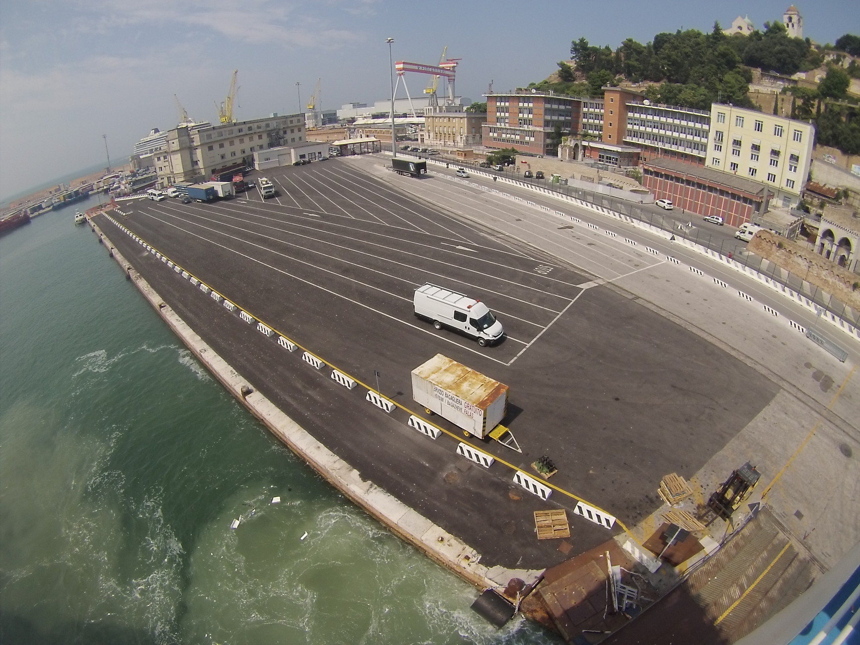 Von Durrës nach Ancona - live-surf-travel – Kommt mit mir auf Reisen!