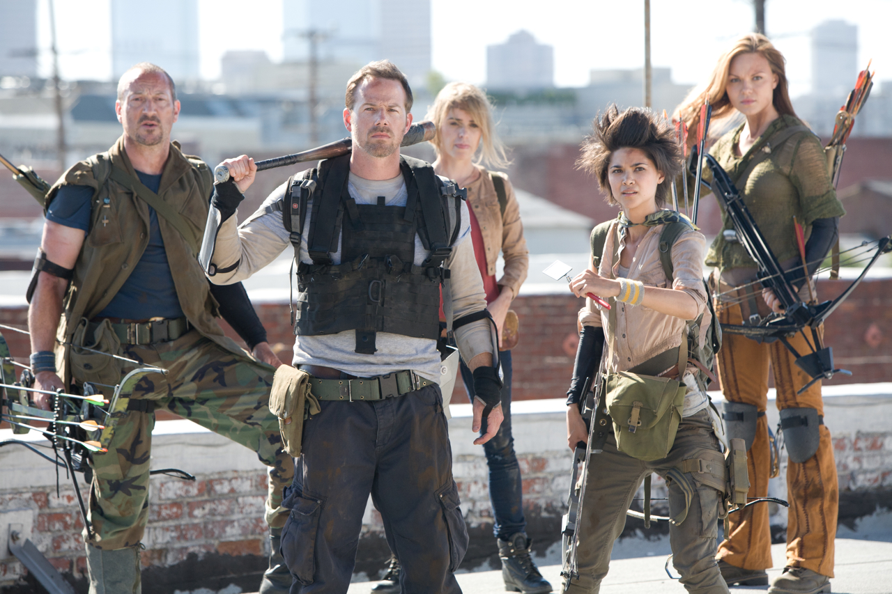 ZOMBIE APOCALYPSE - Horror-ScaryWeb.com