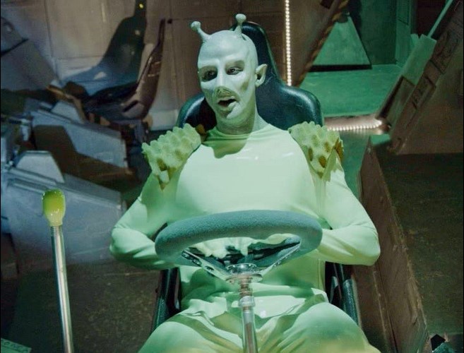 ALIENS, CLOWNS & GEEKS (2019) - Horror-ScaryWeb.com