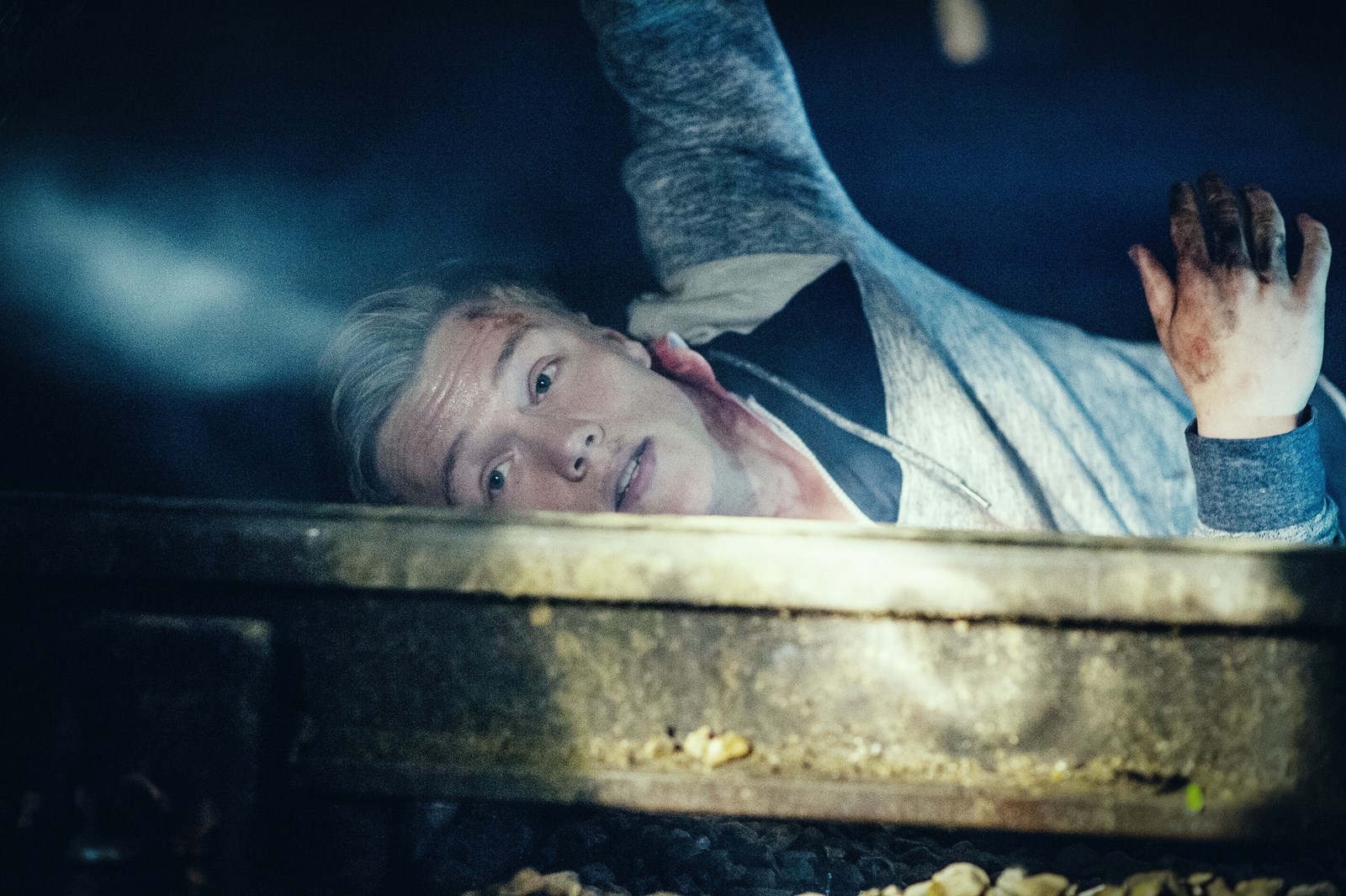 HOWL (2015) - Horror-ScaryWeb.com