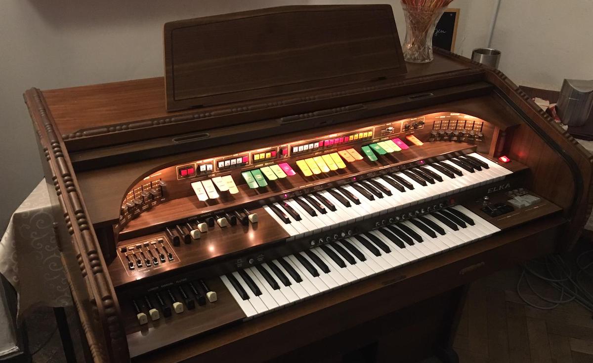 ELKA Artist 707 and X-705 - Musée des Orgues Dereux