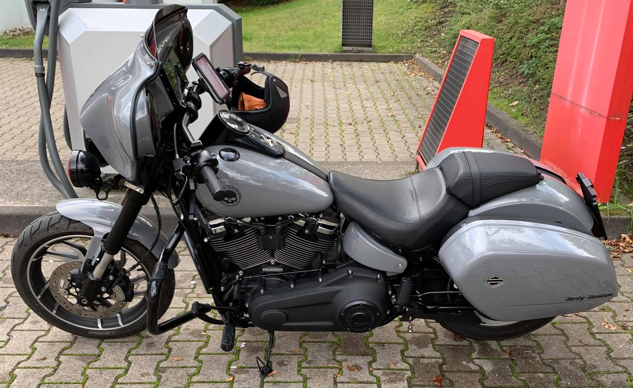 FLSB Softail Sport-Glide - Maxomation Motorparts Webshop