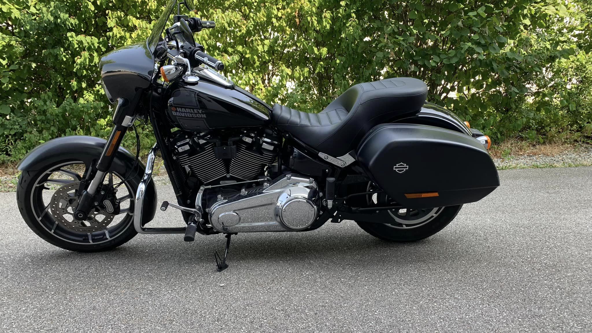 FLSB Softail Sport-Glide - Maxomation Motorparts Webshop