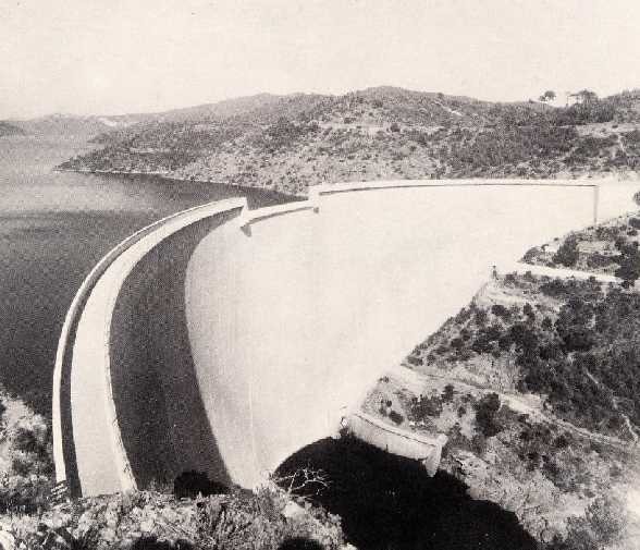 LA CATASTROPHE DU BARRAGE DE MALPASSET (1959) - Astrologie Tropicale