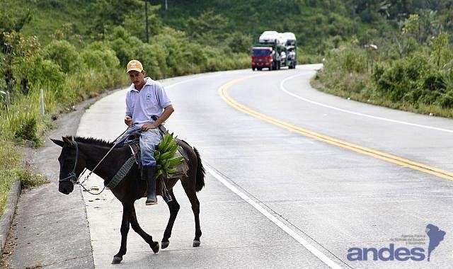 A 75 años de la hazaña que hizo posible la vía Chone-Santo Domingo ...