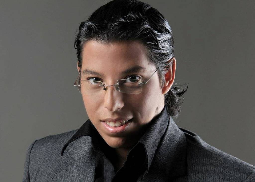 El internacional Marcelo Reyes cantará en festival de San Lorenzo ...