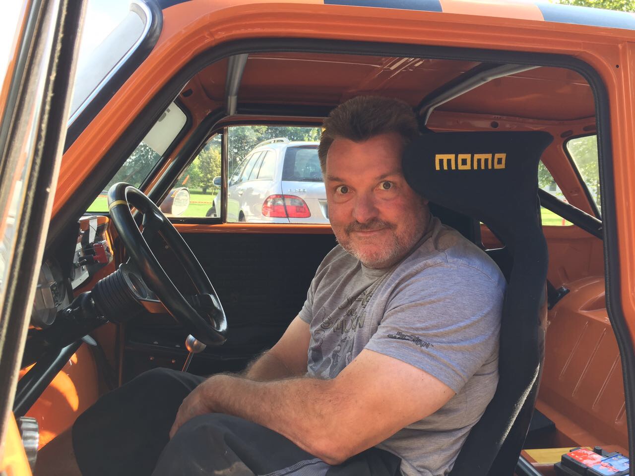 Kurzes Zusammentreffen der Rennkartgruppe am Samstagnachmittag ...