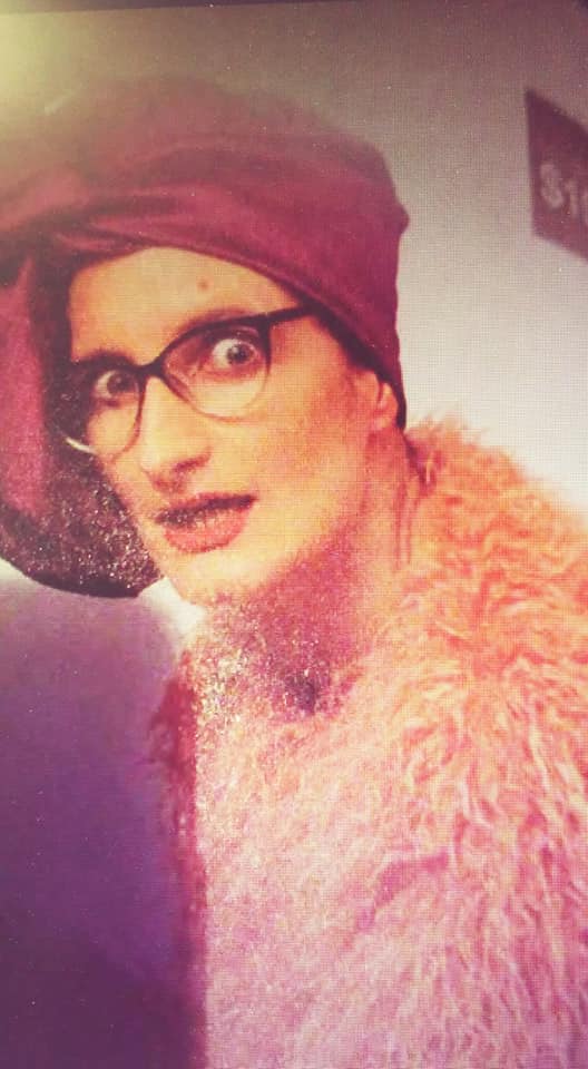 Dalia D´Leon Adams - Página web de expedientessecretos2018