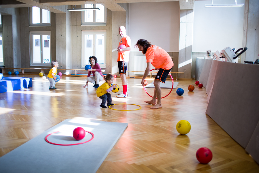 ballschule wien, mini und maxi kurse, hallenmiete und ballsport wien ...