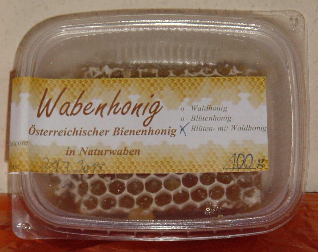 Verschiedene Honigarten und Honigsorten - Honig und Imkereiprodukte Fam ...