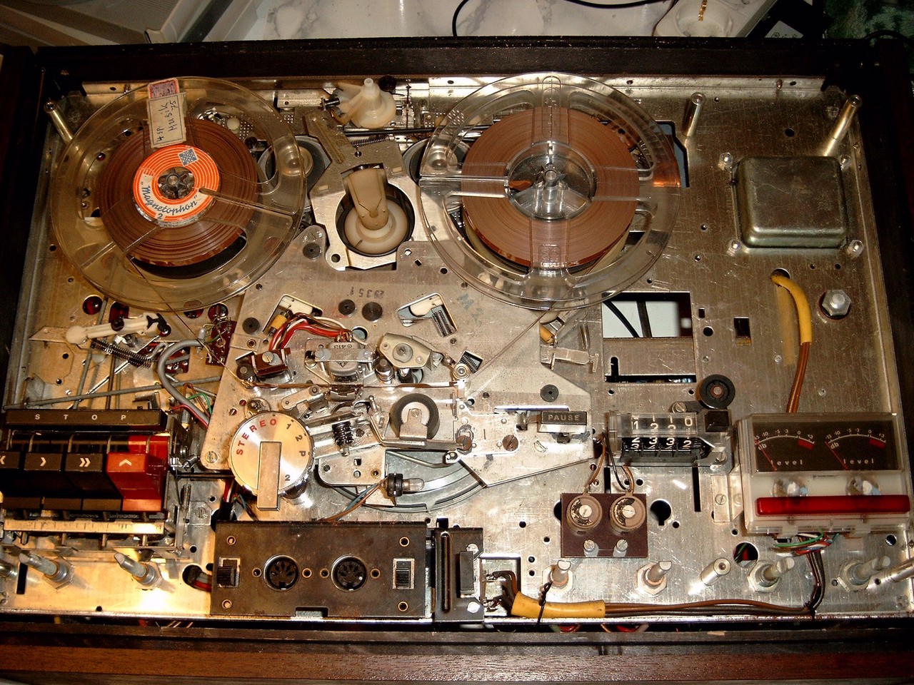 Telefunken Magnetophon 204 - Tonband- und Kassettengeräte