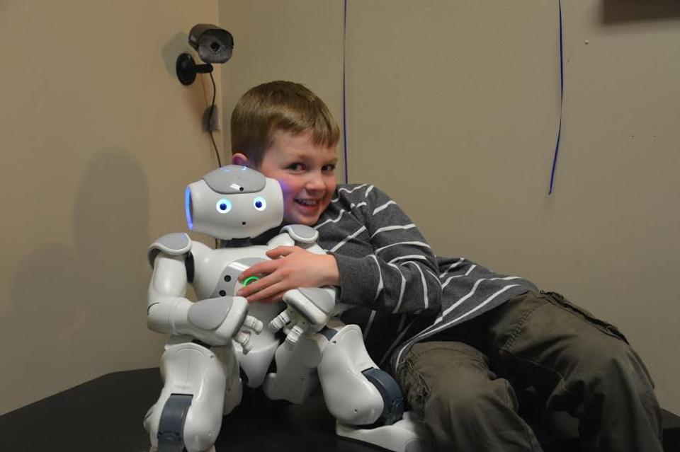How Robots Could Improve Social Skills In Kids With Autism - Advanced ...