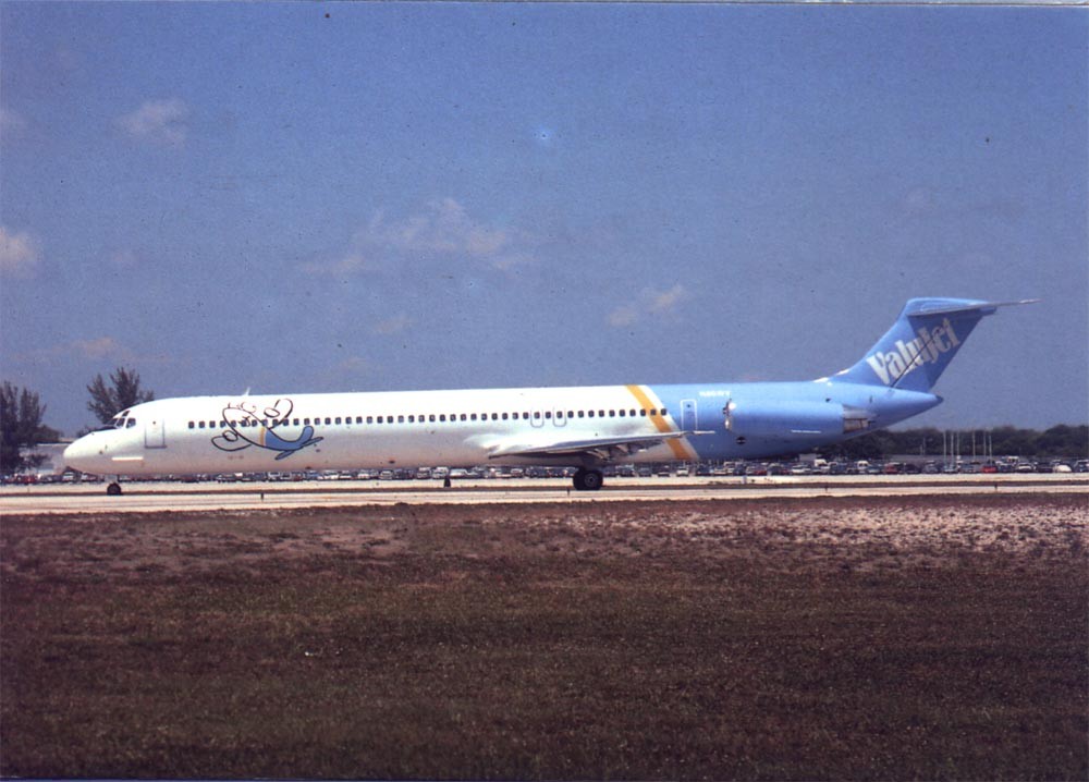ValuJet Airlines - www.MD-80.com - Onlinedienst für ein kostenfreies ...