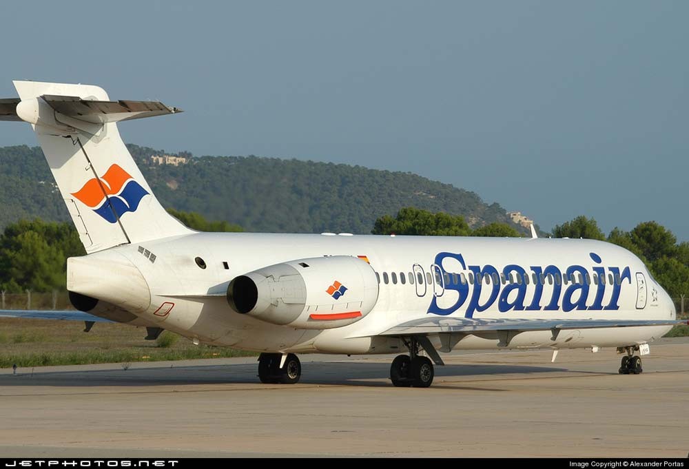 Spanair Link - www.MD-80.com - Onlinedienst für ein kostenfreies ...