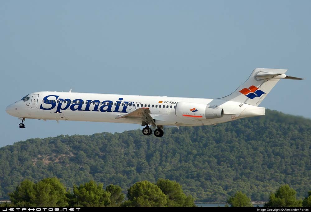 Spanair Link - www.MD-80.com - Onlinedienst für ein kostenfreies ...