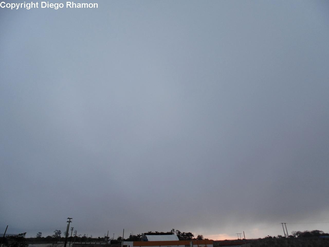 Stratus - Tudo sobre fenômenos atmosféricos - conceitos, fotos e vídeos