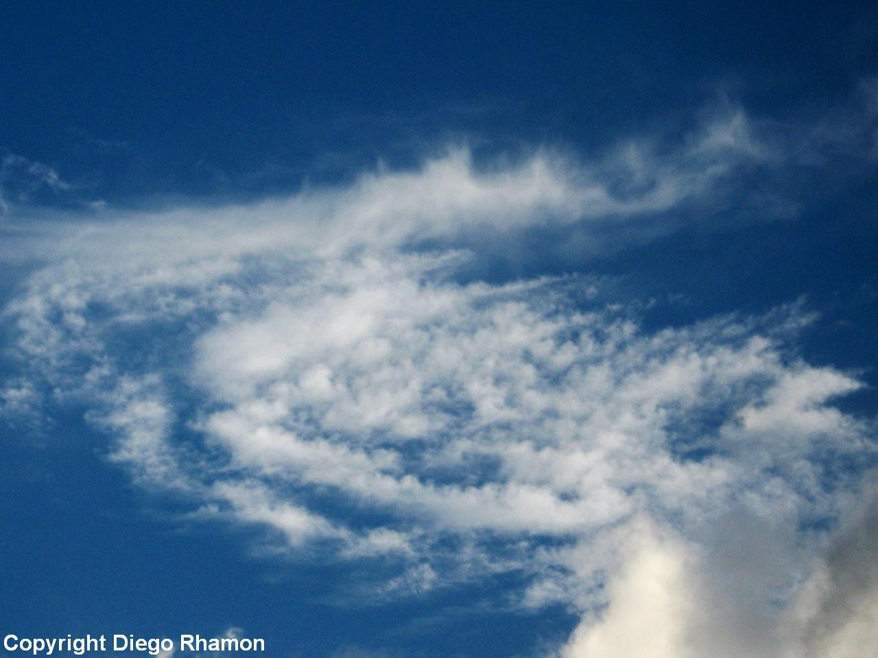Cirrus - Tudo sobre fenômenos atmosféricos - conceitos, fotos e vídeos