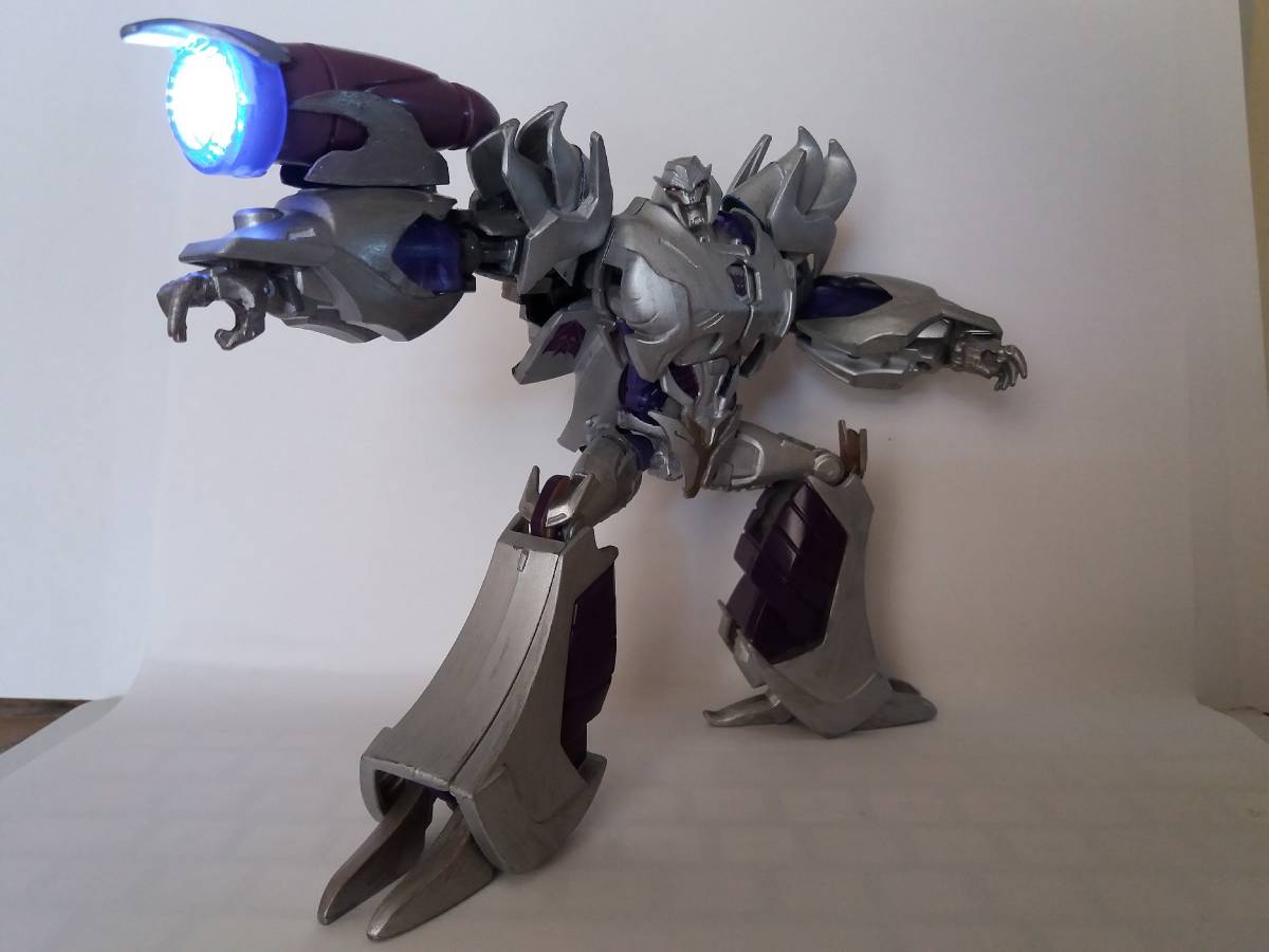 Ulimate TFP Megatron - frenchmirage