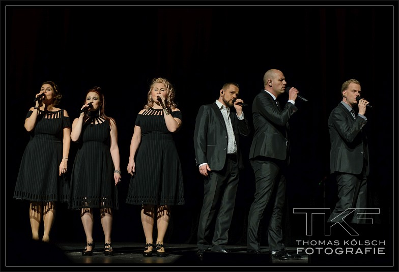 Rajaton: Ein Abend voller Premieren - kultur-kritik