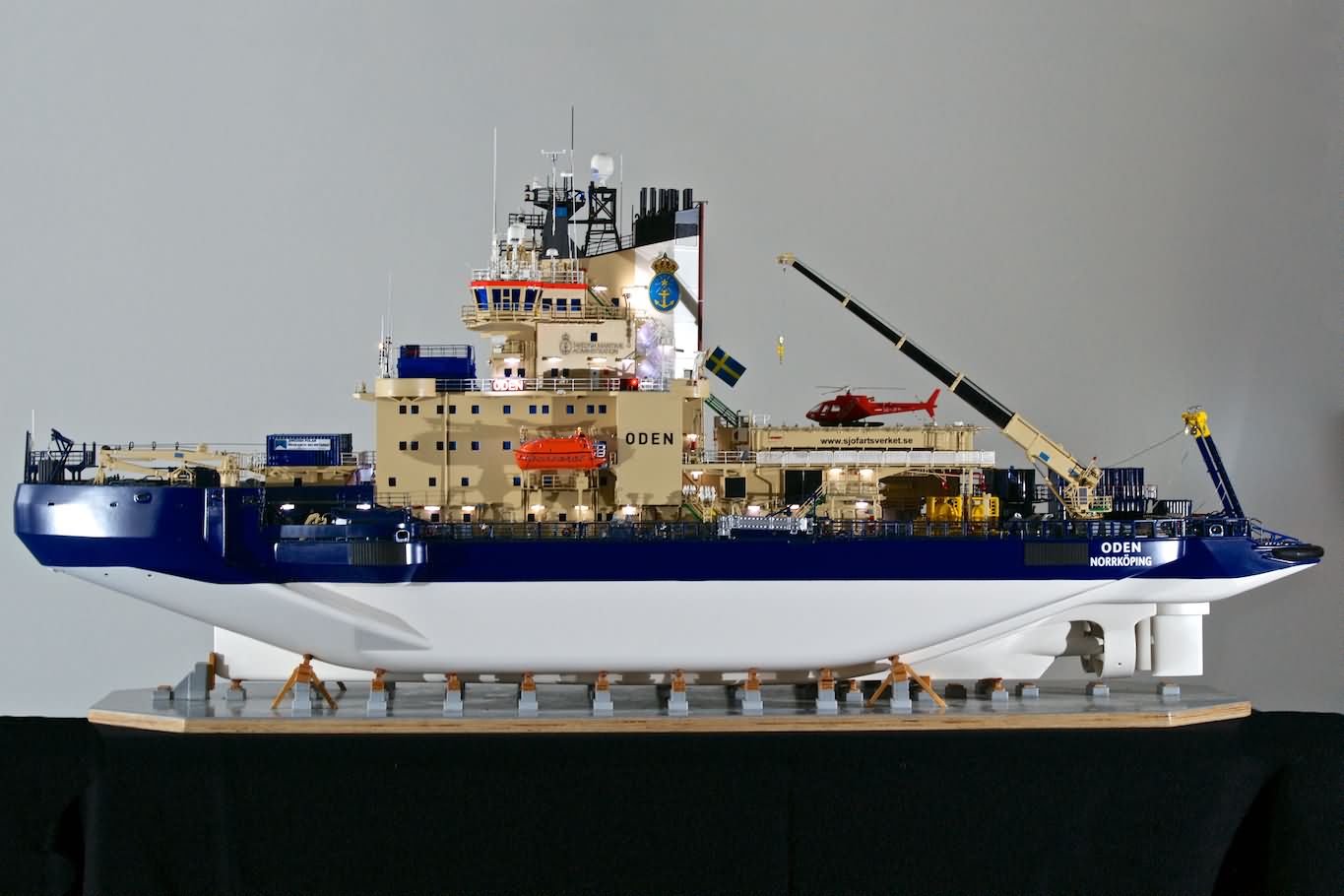 Eisbrecher ODEN - modelleisbrecher-kohnkes Webseite!