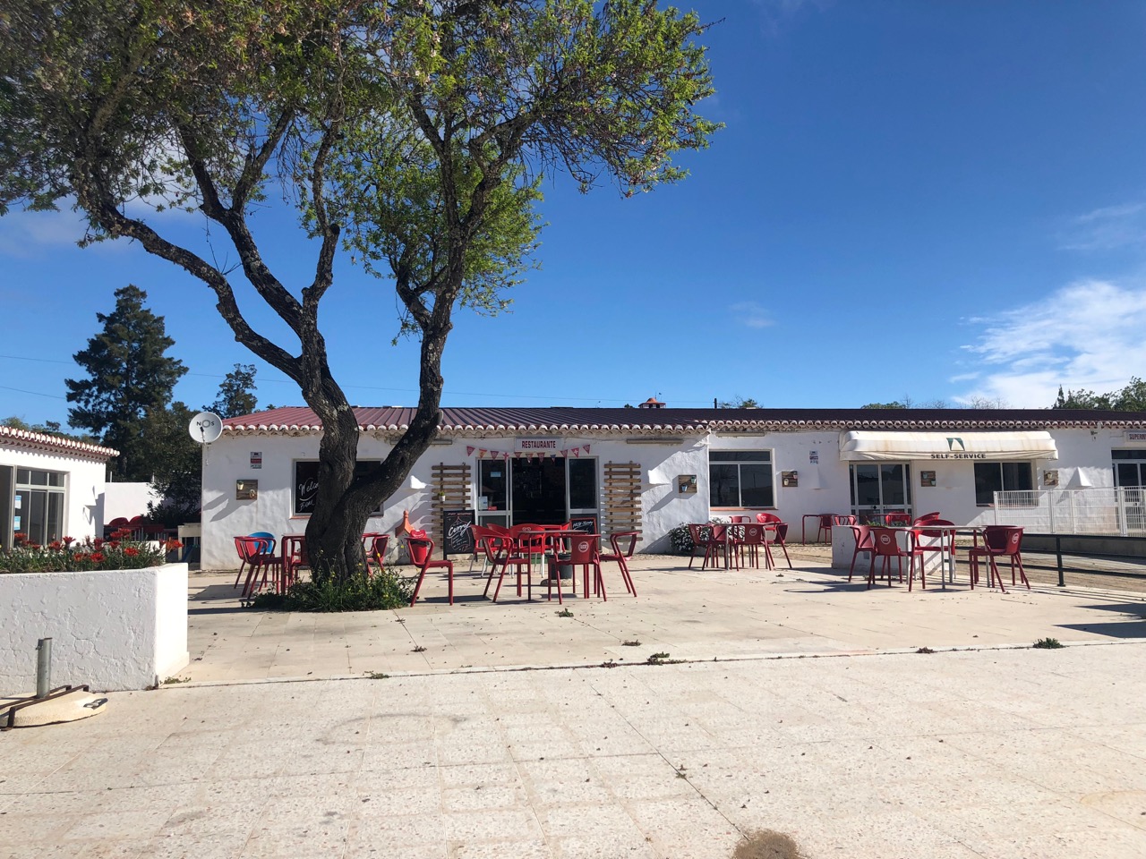Campingplatz Parque de Campismo Orbitur Valverde Luz bei Lagos, Algarve ...