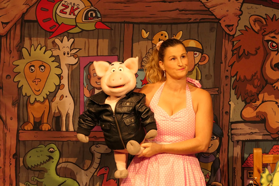 Ambre et les jouets magiques - Site du Theatre des Muses