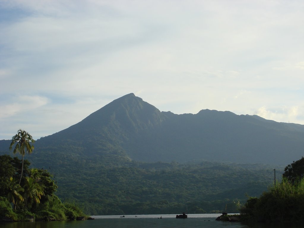 Volcan Mombacho - Guides francophones au Nicaragua