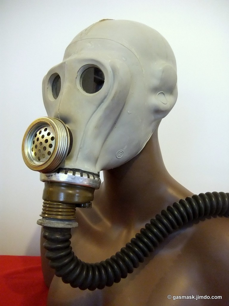 Unsere Gasmasken im Überblick - Gasmasken und Schutzanzüge