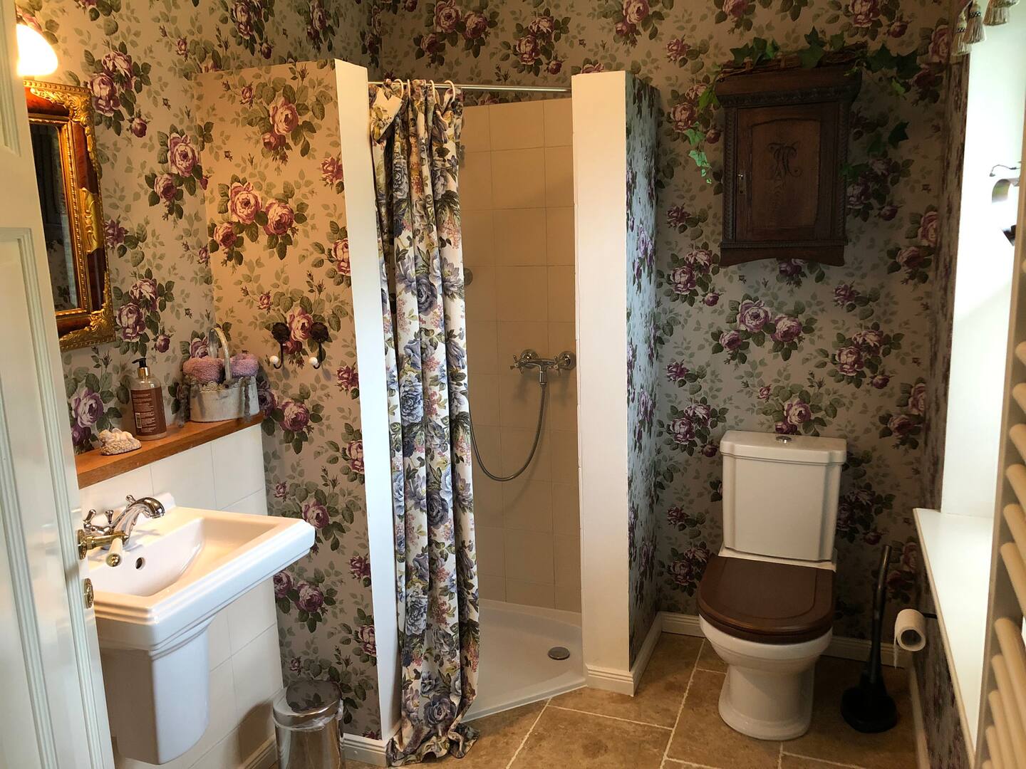 Landhaus Rose Garden - CVM GmbH