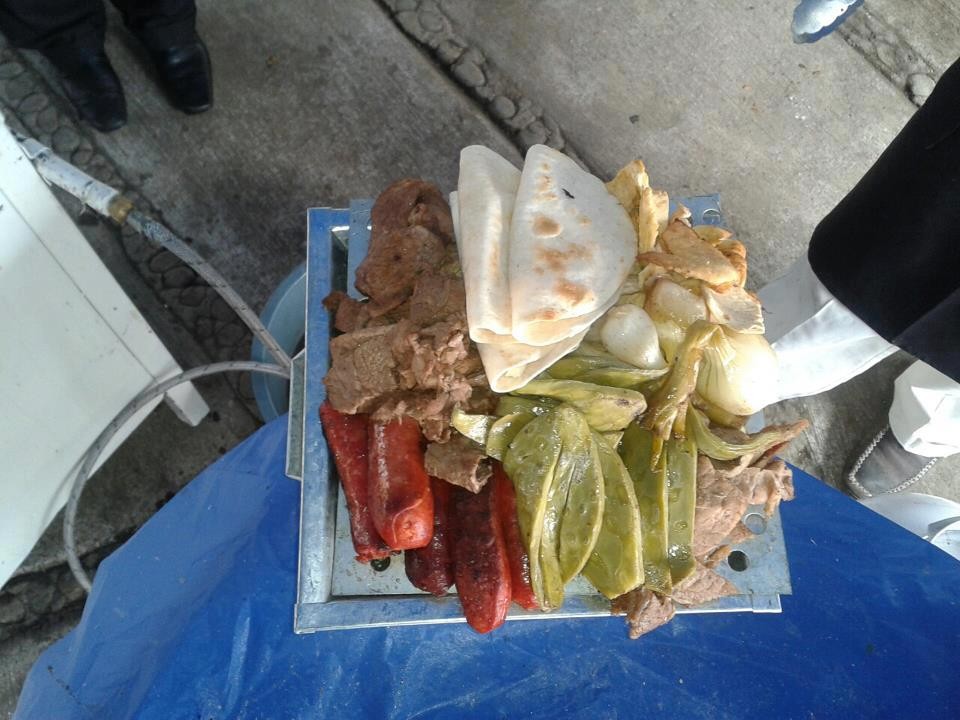 PARRILLADA FAMILIAR - fabricandotuevento