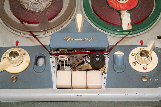 Grundig TK 5 - Website about tape recorders and cassette recorders