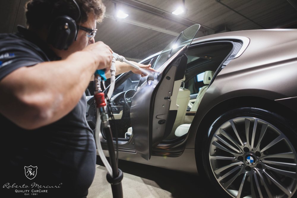 Trockeneis strahlen bei Roberto Mercuri - roberto-mercuris Webseite!