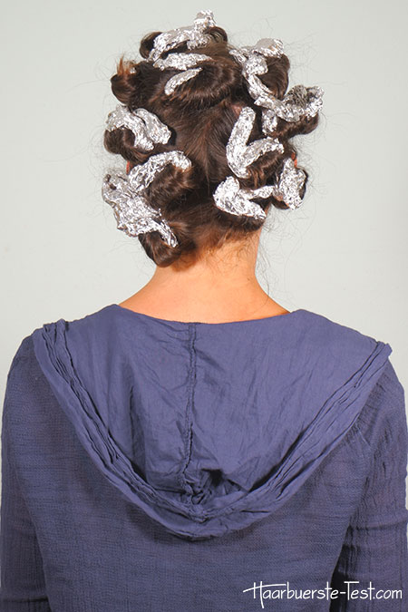 Locken mit Alufolie: Anleitung für maßgeschneiderte Papilotten ...