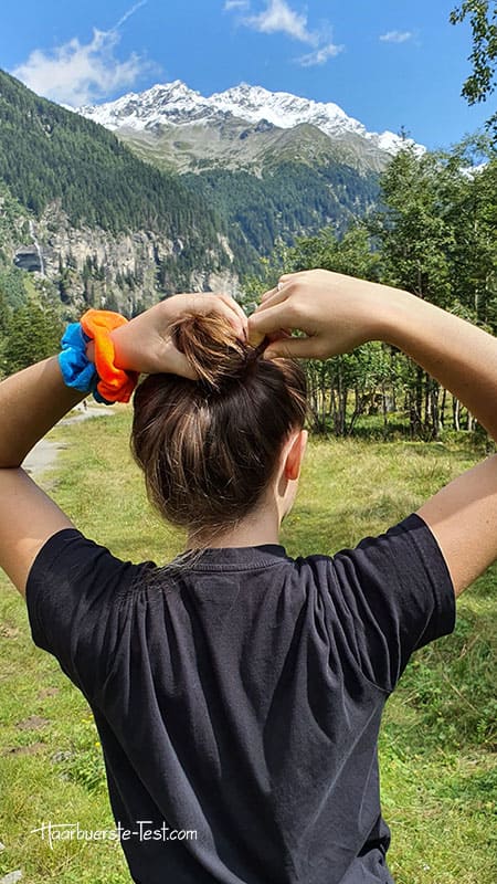 Dutt mit Scrunchie: Moderner Scrunchie Dutt mit Anleitung ...