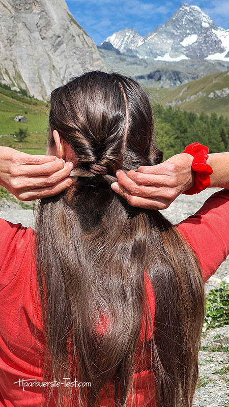 Scrunchie Frisur: Einfache Twist-Zopffrisur zum Nachmachen ...