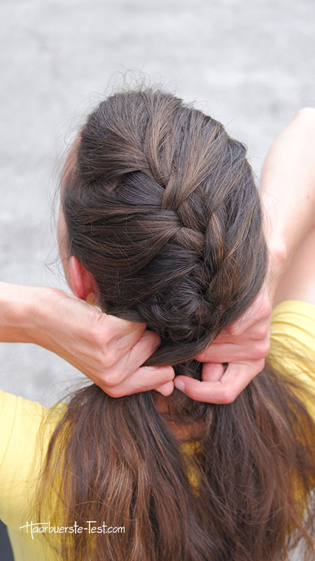Seitlicher Bauernzopf: Einfache Schritt-für-Schritt Anleitung ...
