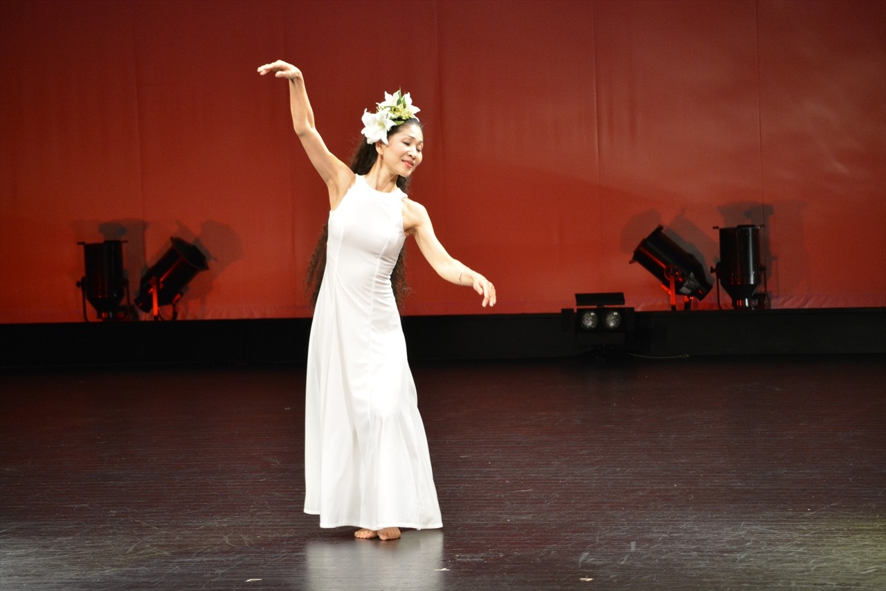 ようこそ - Noe Lani Hula Halau