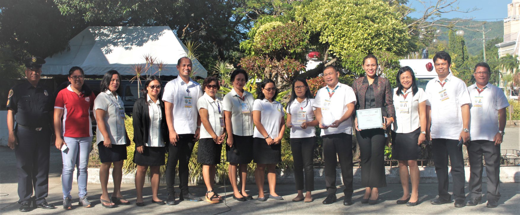 LGU WORK SOUVENIR PHOTOS - rulingspear