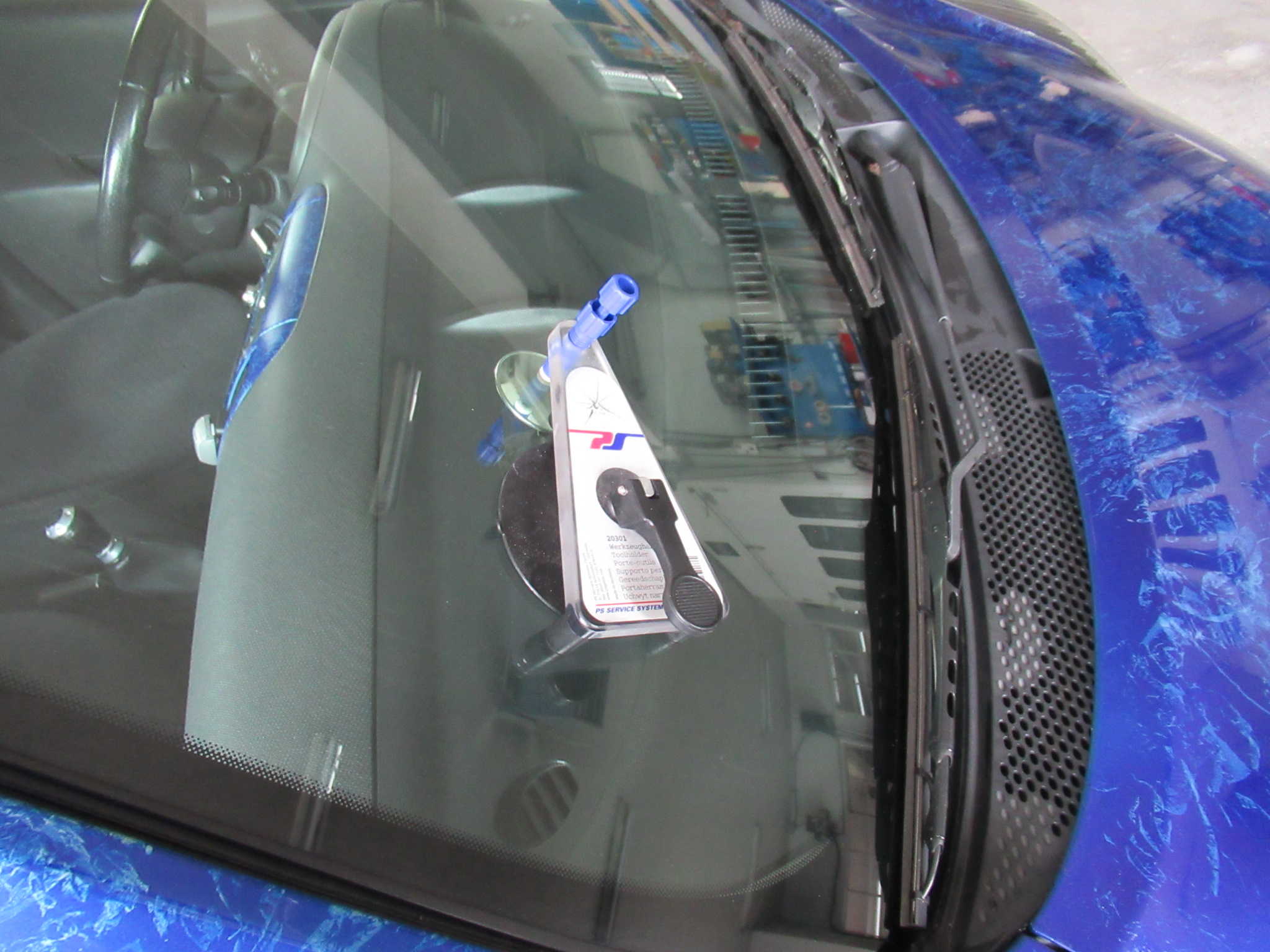 Scheibenersatz oder Reparaturen - Carrosserie Marco Heller