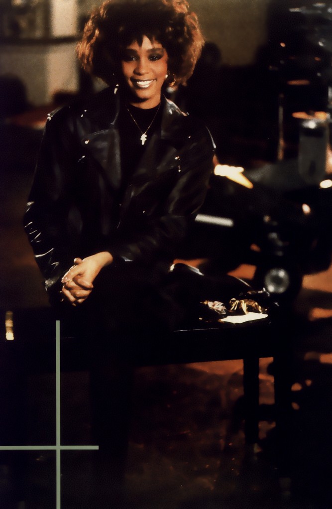 PHOTOSHOOTS - WWW.WHITNEY-HOUSTON-THE-VOICE.COM