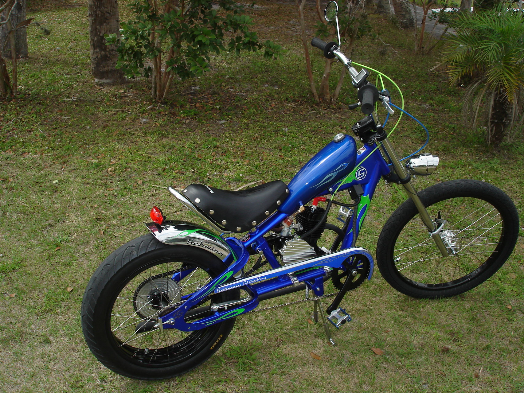 PHOTO GALLERY: Gas & Electric Bike Builds - PedalChopper