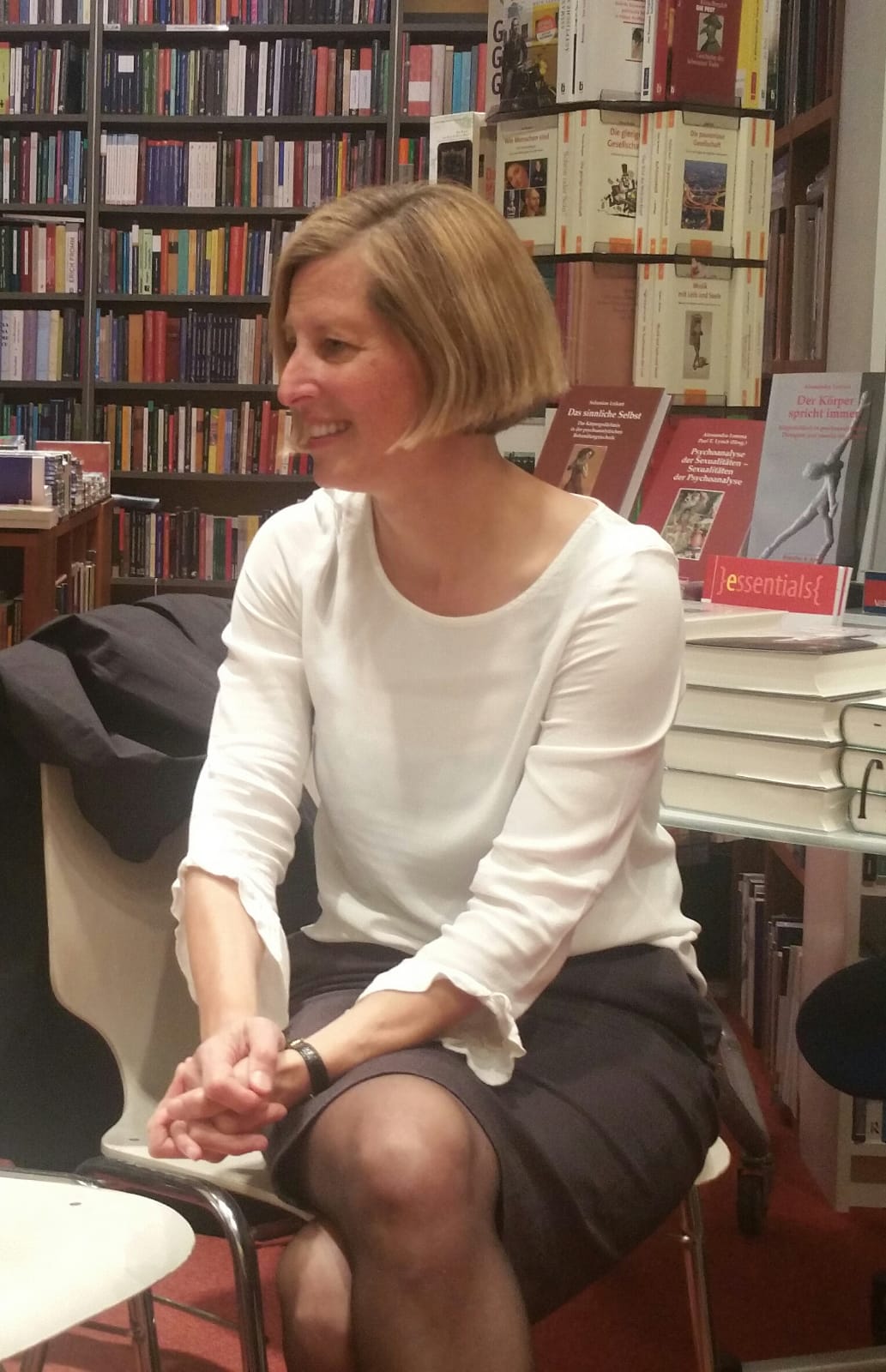 Lesungen - Stephanie von Hayek, Schriftstellerin,Journalistin ...