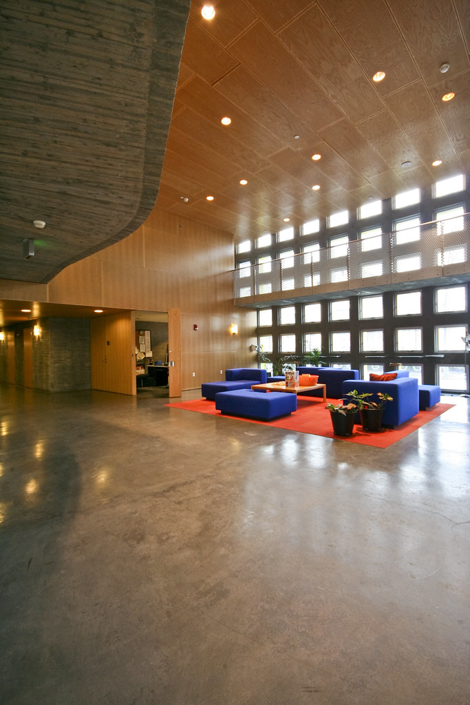 Simmons Hall - Benvenuti su stevenhollarch!