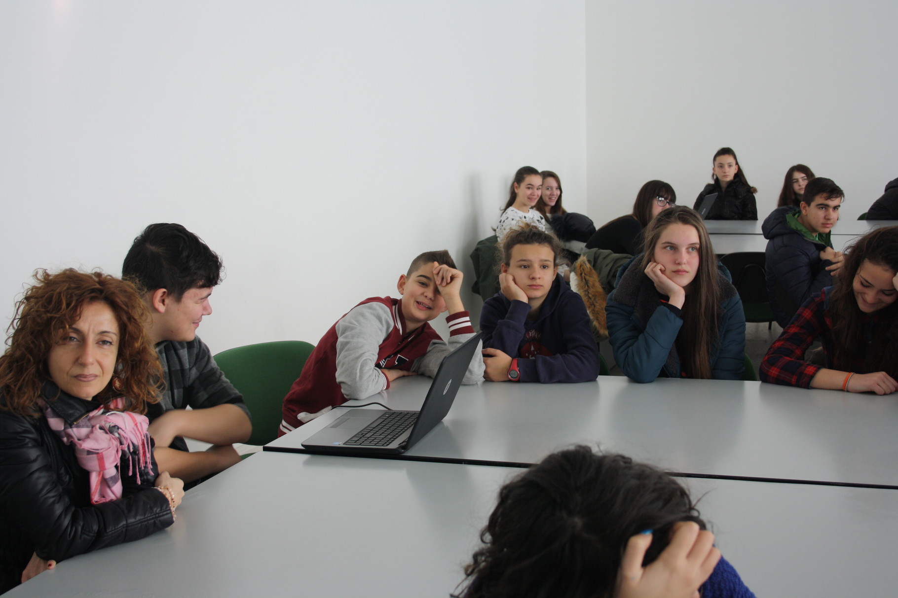 RAGAZZI DI MOSCIANO - TERAMO A SCUOLA di MARIO MANCINI TERAMO