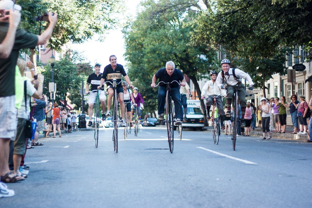 Riders from Across the World Compete in the National Clustered Spires ...