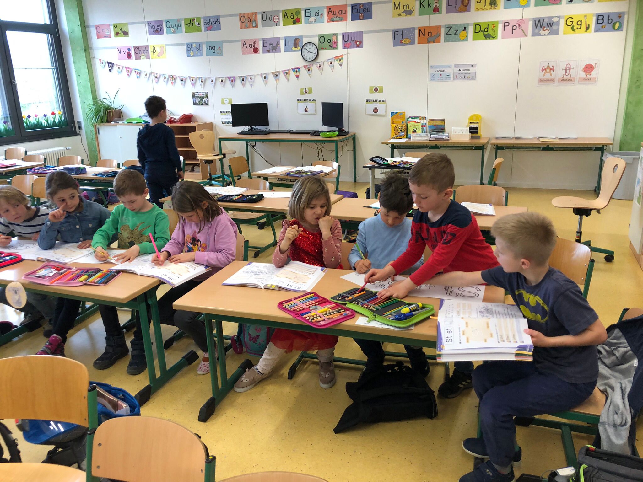 Vorschulkinder zu Besuch in der 1.Klasse - Grundschule Rauhenebrach