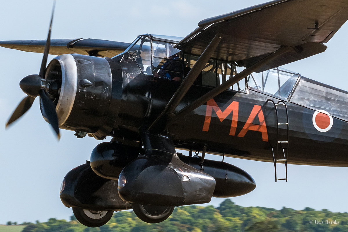 Flying Legends - Westland Lysander - ubi63s Webseite!