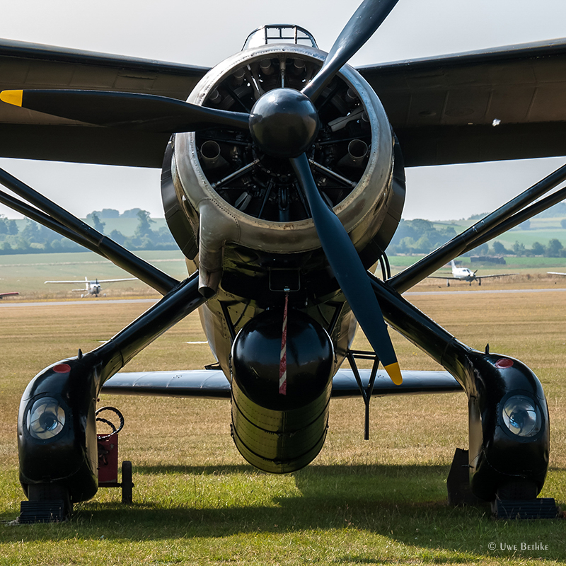 Flying Legends - Westland Lysander - ubi63s Webseite!