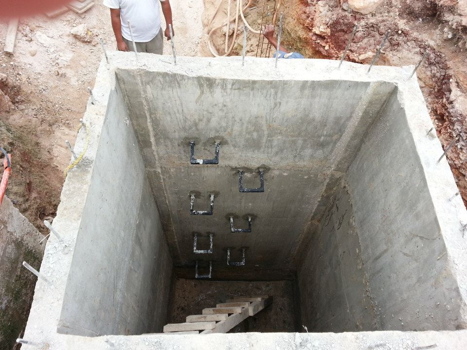 Carcamos - CONSTRUCCION Y URBANIZACION EN QUINTANA ROO